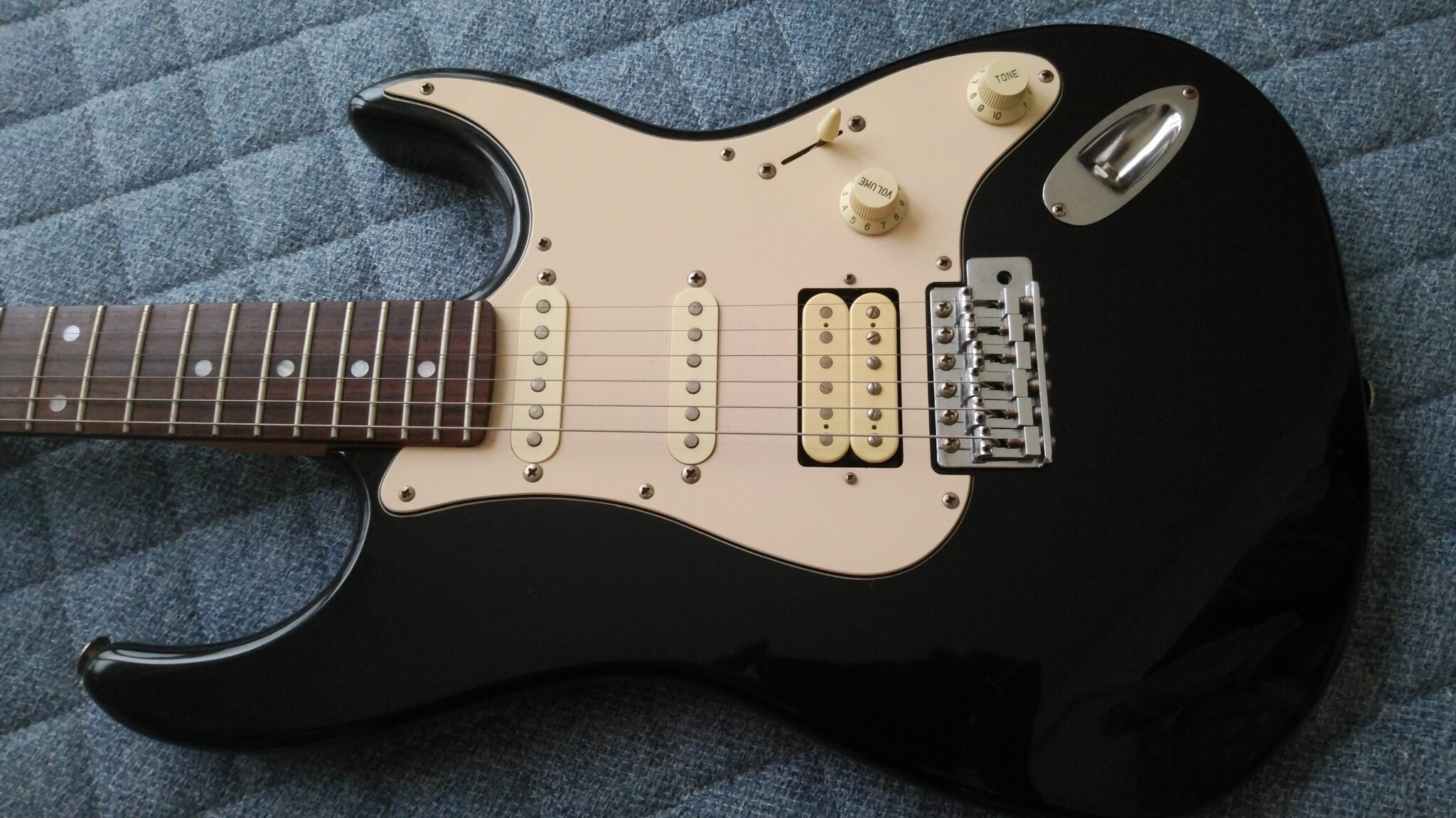 グレコ ブギー Greco Boogie ストラト SSH | 安ギター一期一会 by Tone Lab